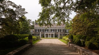 Colonial Revival Property - Period Homes