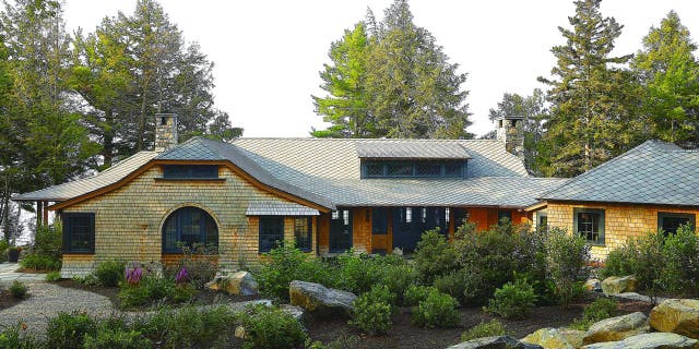 Reﬁned Rustic - Period Homes