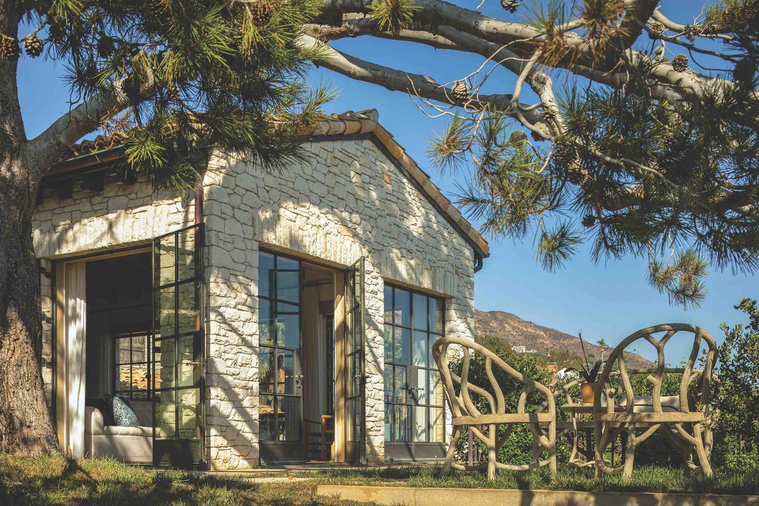 The Restoration of the Jay Heritage Center - Period Homes
